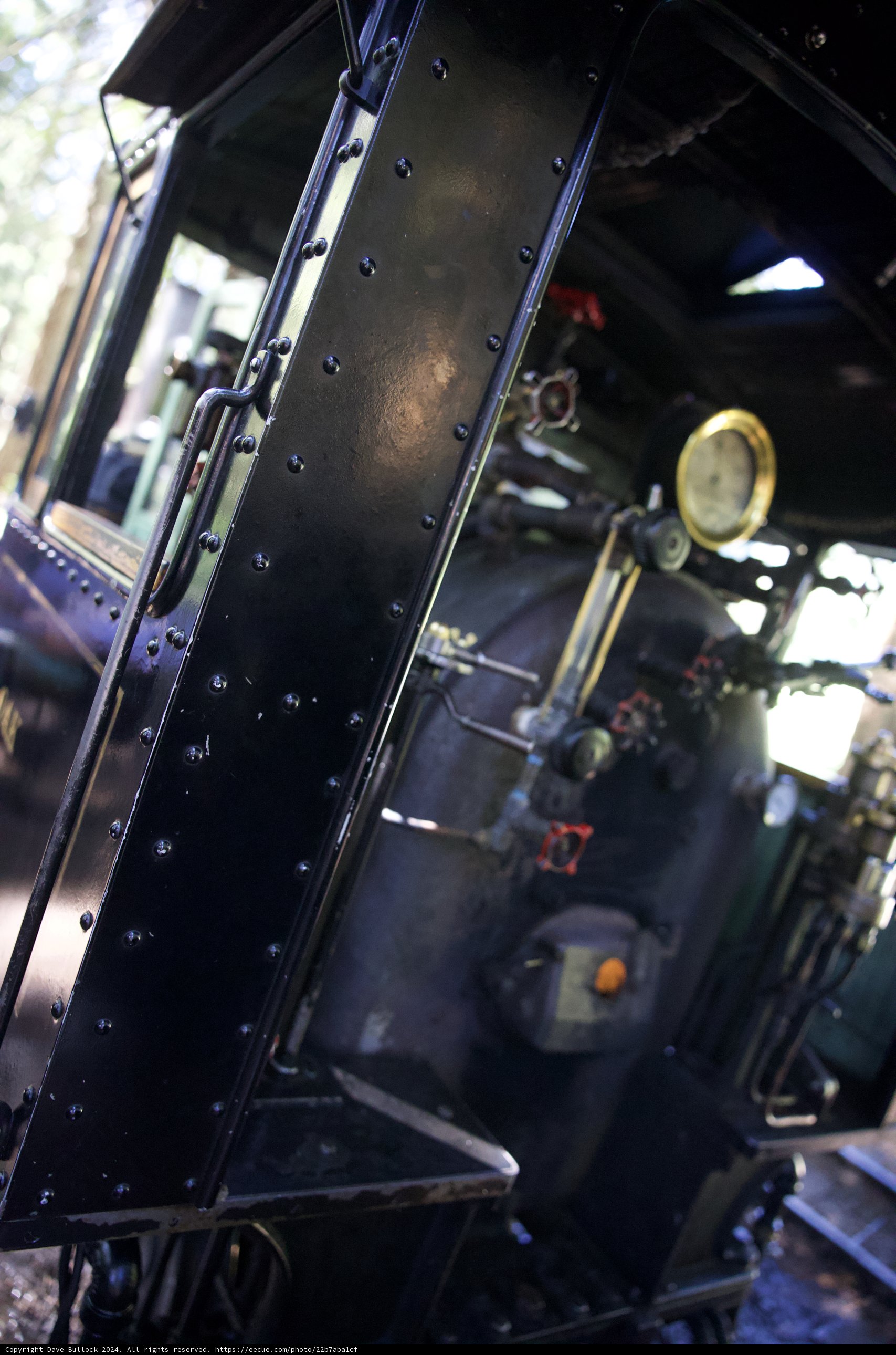 The Engine Room: A Glimpse into the Heart of a Steam Locomotive - Dave ...